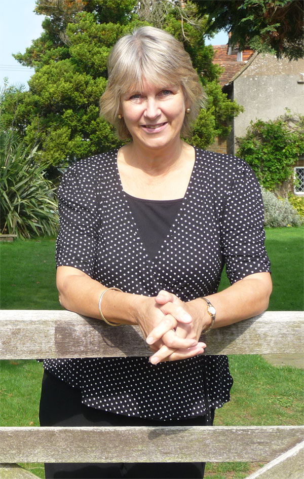 Q&A with Gill Thompson – Portable Magic